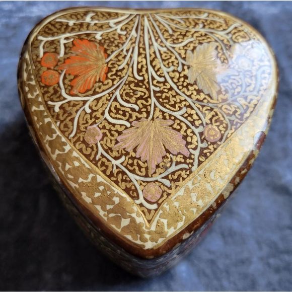 Vintage | Storage & Organization | Handpaintedheart Trinket Box Vintage ...